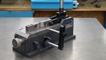 mbend: The manual bending device to optimize bending processes.